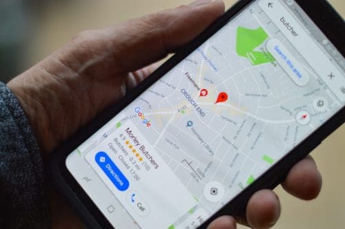 How to Zoom on Google Maps with One Finger - Technipages