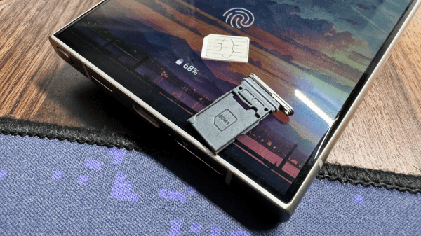 Galaxy S24: How to Insert Sim Card - Technipages